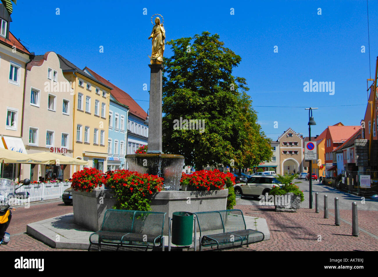 Dingolfing hi-res stock photography and images - Alamy