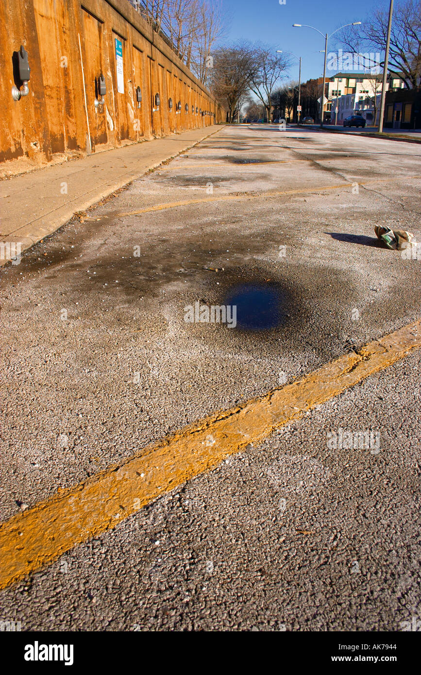 deserted parking lot Stock Photo - Alamy
