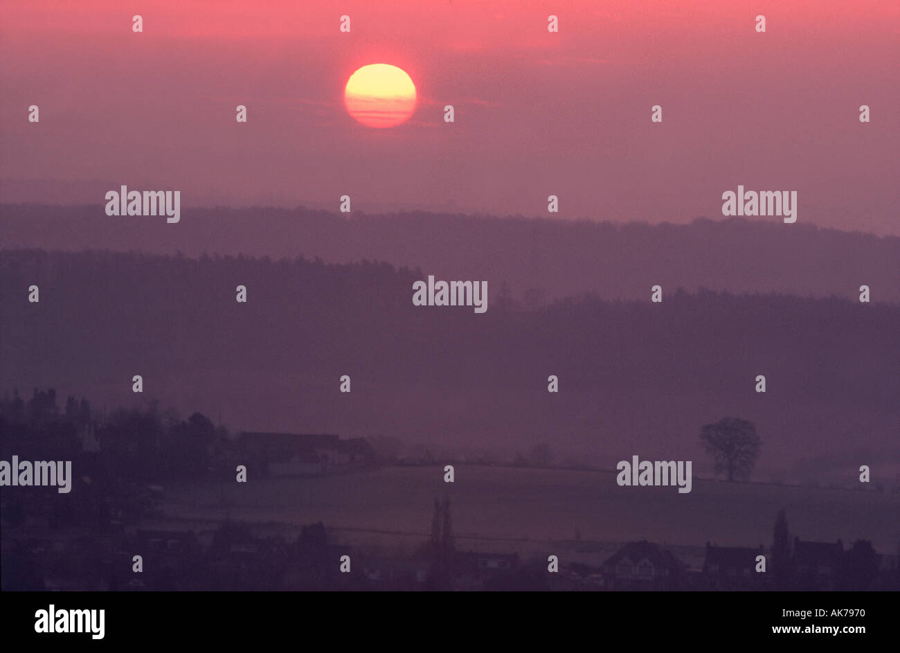 Shot hazy sunset sun hi-res stock photography and images - Alamy