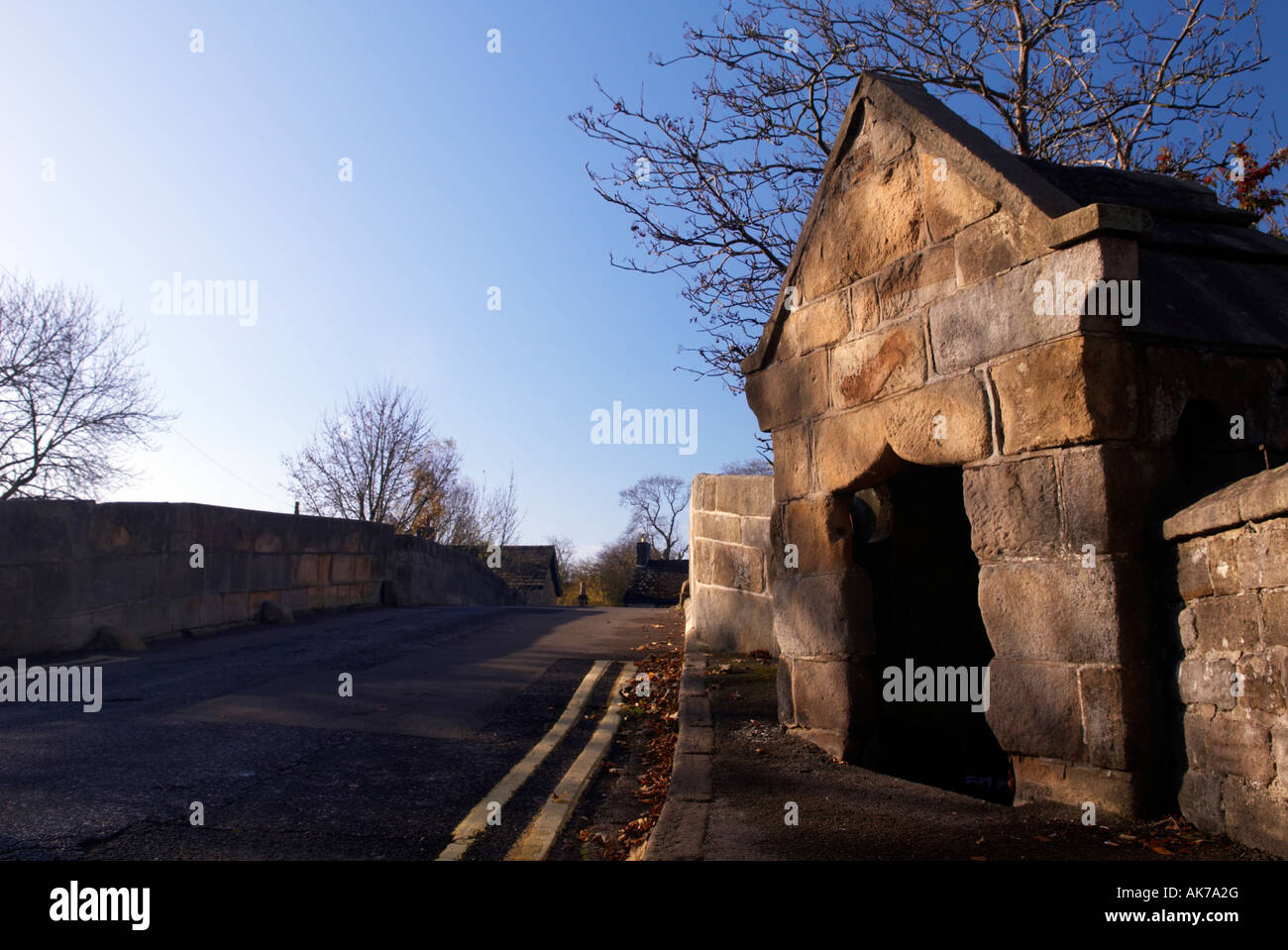 Baslow and bridge hi-res stock photography and images - Alamy