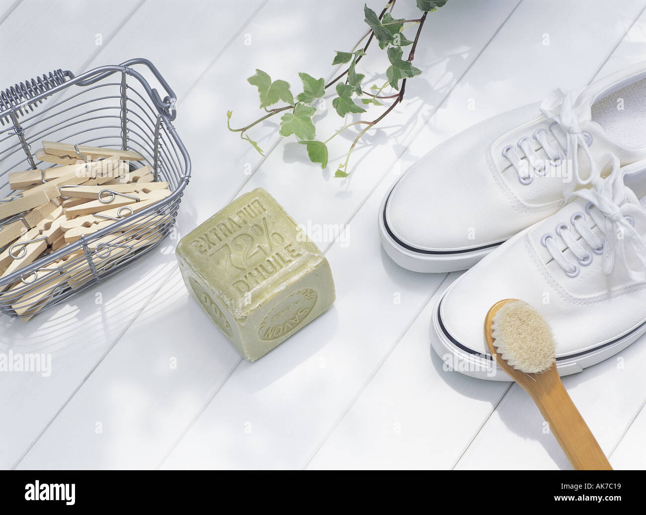 Washing trainers hi-res stock photography and images - Alamy