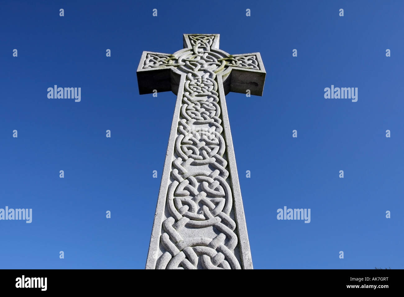 Celtic cross scotland hi-res stock photography and images - Alamy
