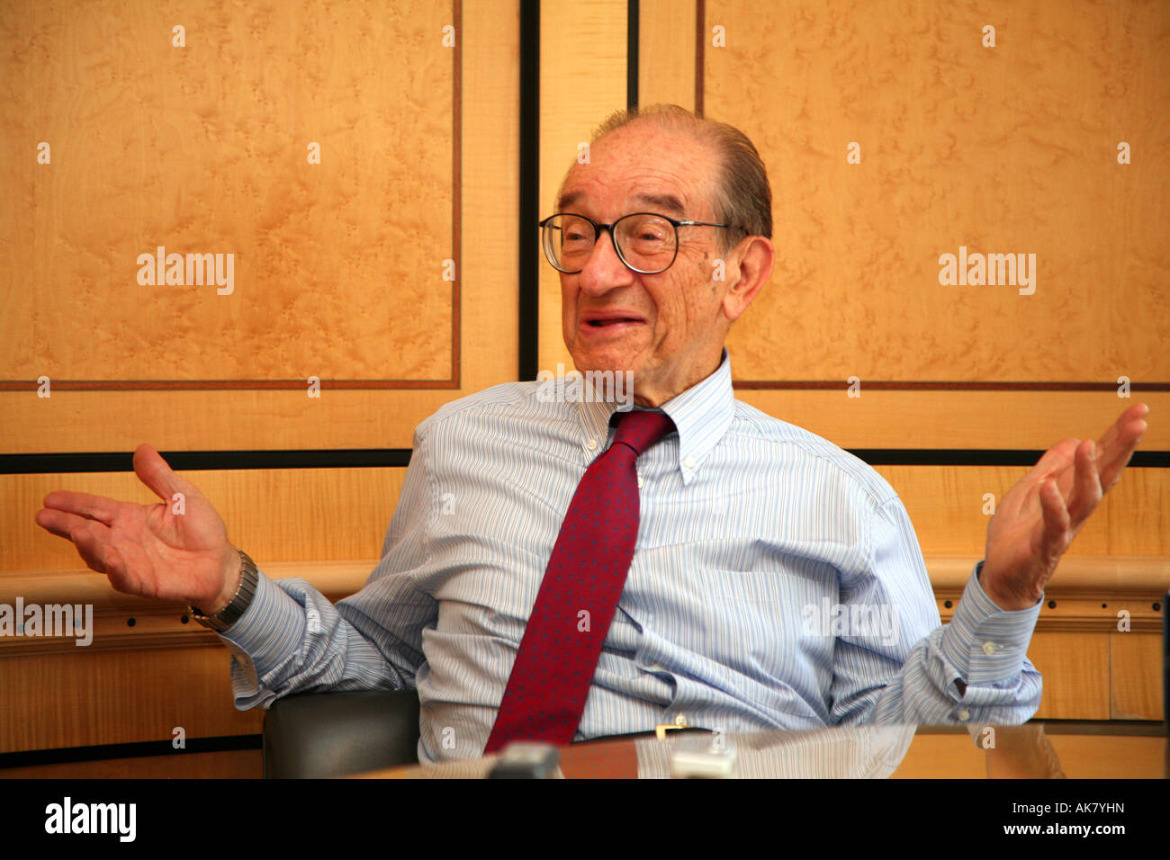 Greenspan hi-res stock photography and images - Alamy