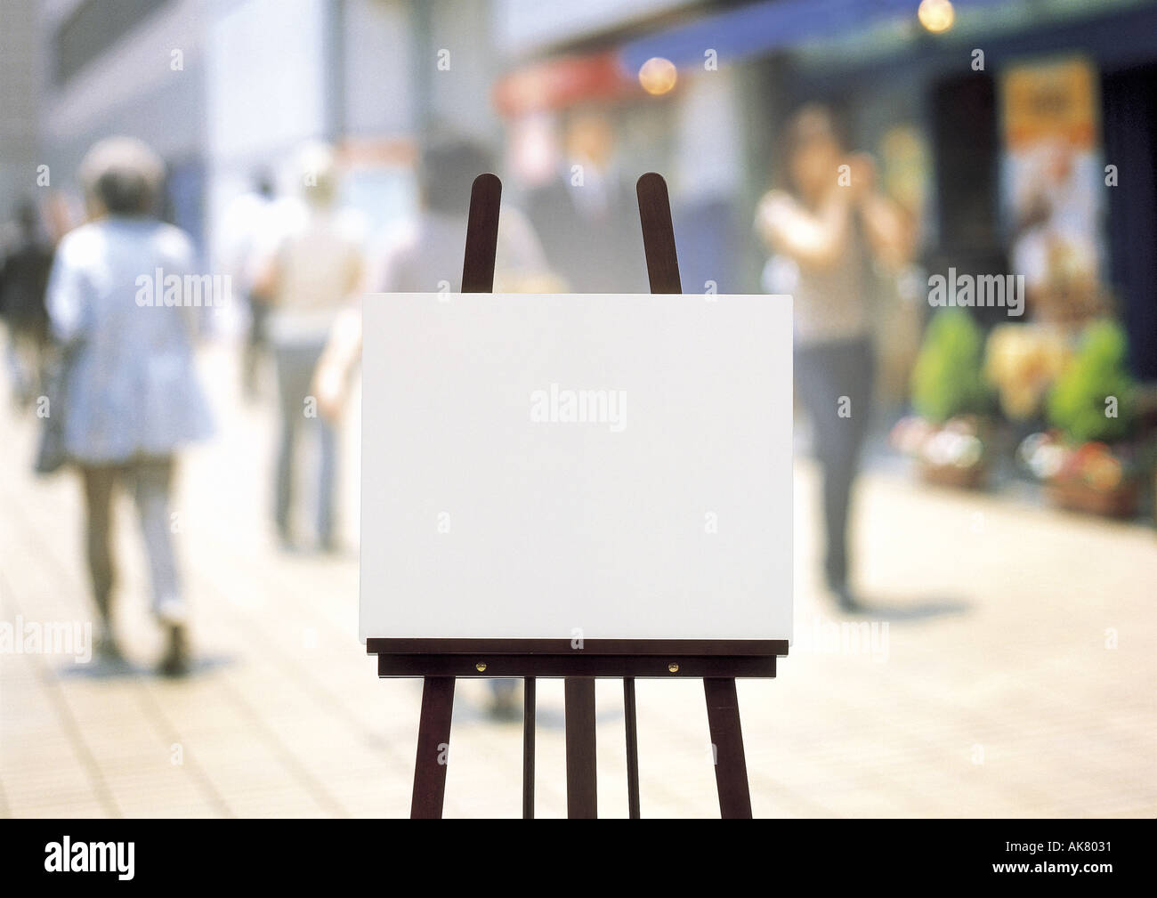 Easel boards hi-res stock photography and images - Alamy