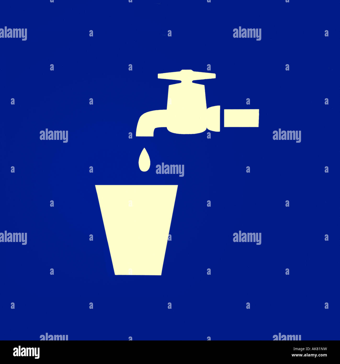 DRINKABLE POTABLE WATER SIGN ON BLUE BACKGROUND Stock Photo - Alamy