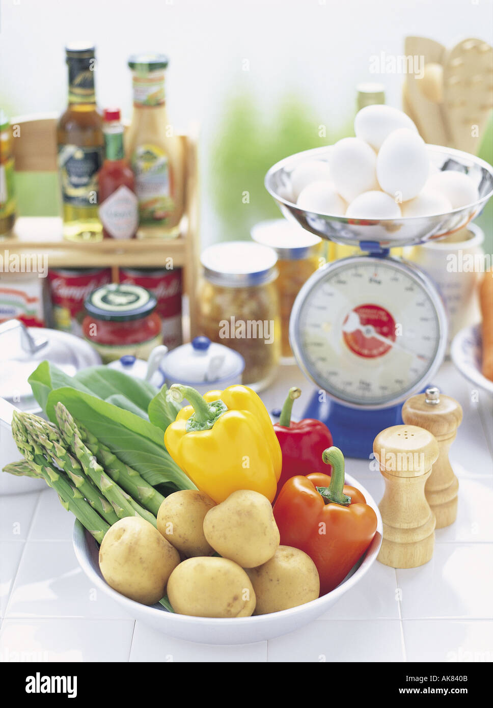 Vegetables kitchen goods Stock Photo - Alamy