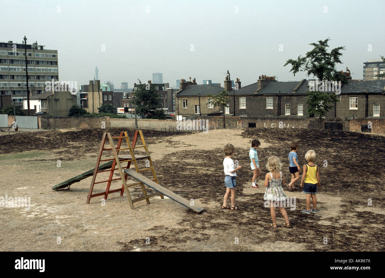 1970s children playing hi-res stock photography and images - Alamy