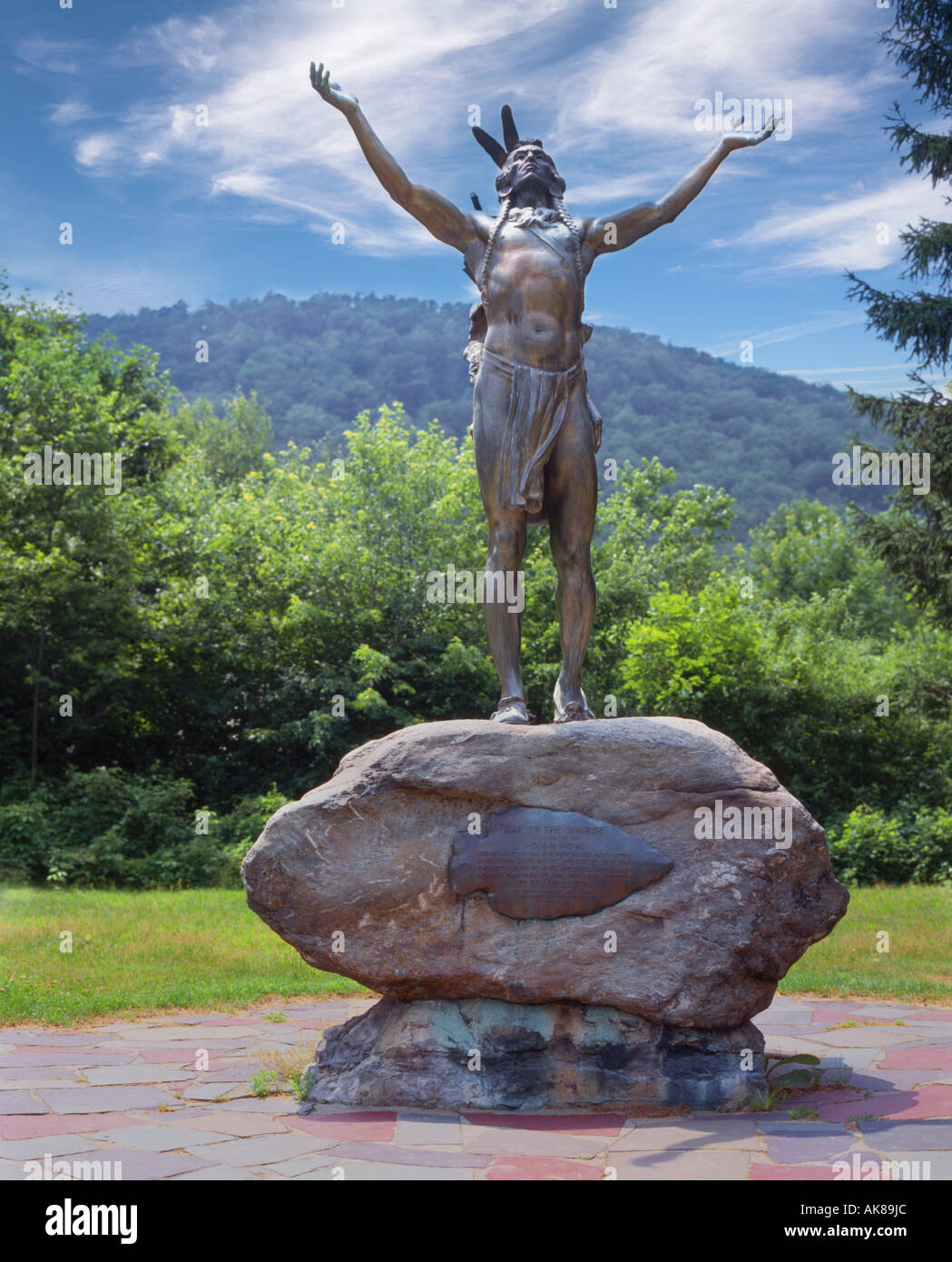 Hail to the Sunrise’ Mohawk Trail Indian Statue – Massachusetts USA ...