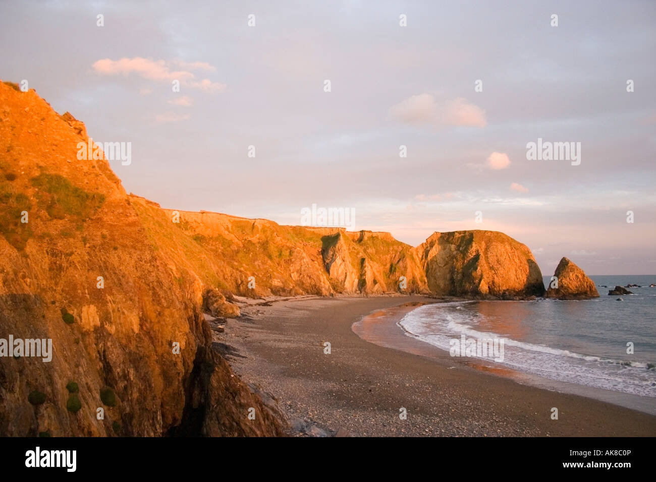 Copper coast geopark hi-res stock photography and images - Alamy