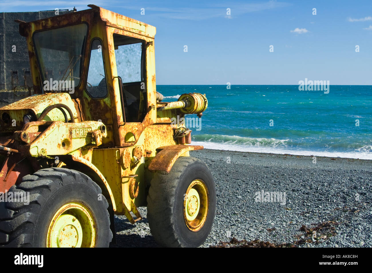 Bulldozer on the beach hi-res stock photography and images - Alamy