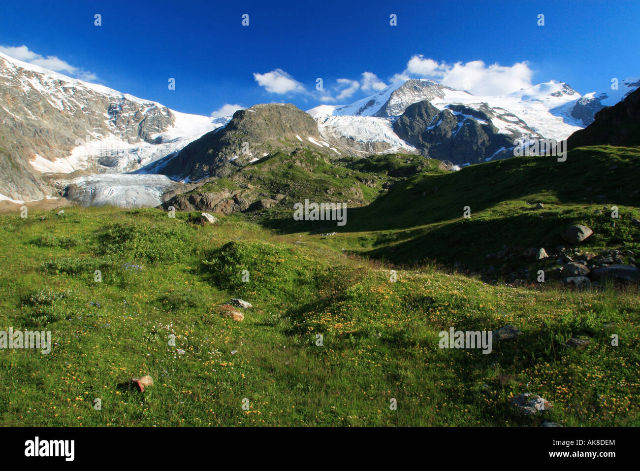 Gwaechtenhorn, 3420 m, Steingletscher am Susten Pass, Switzerland ...