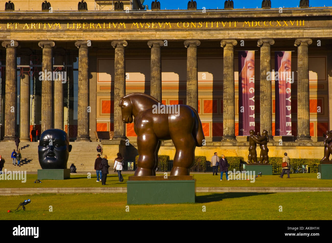 Altes Museum am Lustgarten Museumsinsel Berlin Germany EU Stock Photo ...