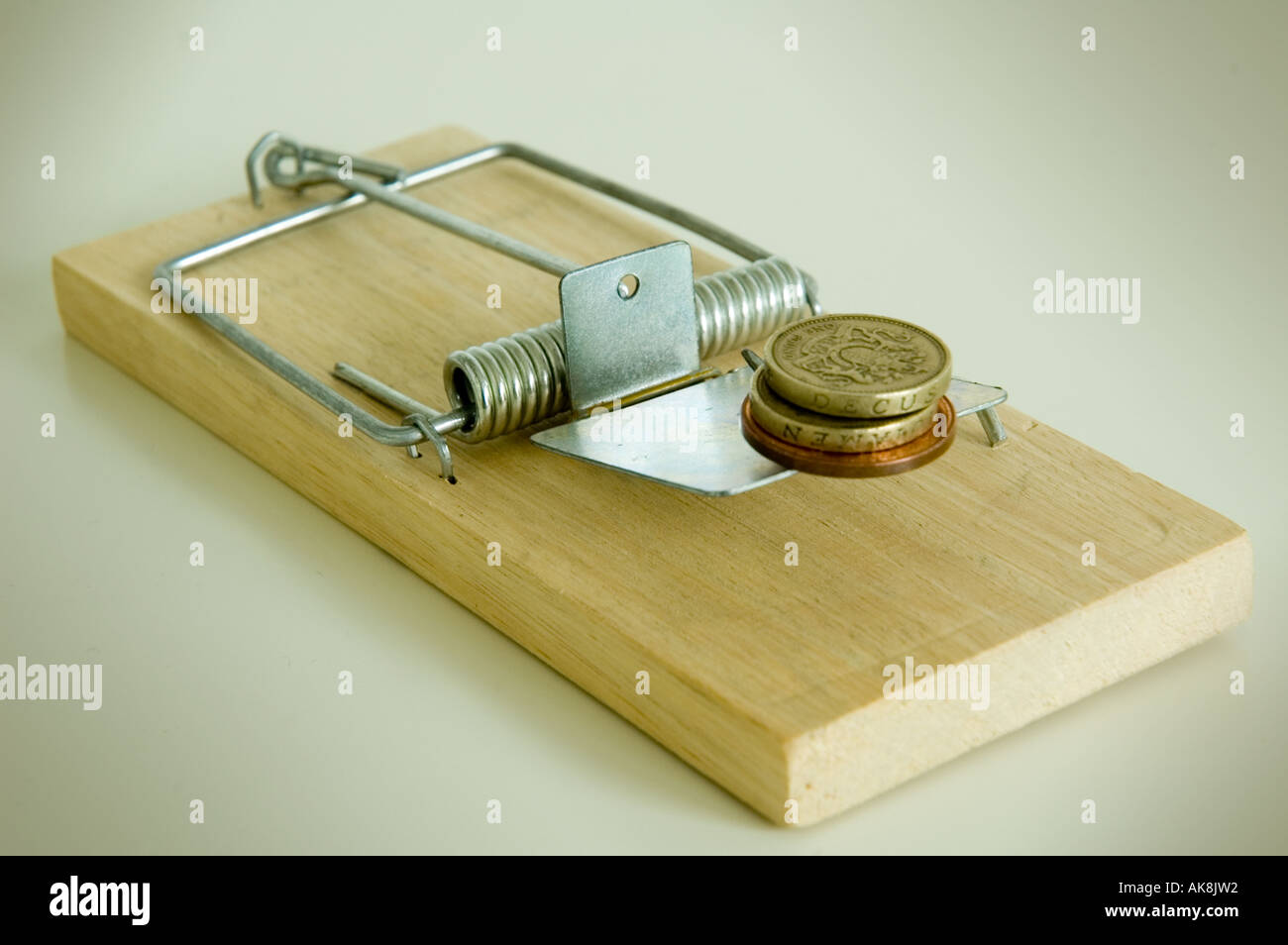 Money trap (uk pounds Stock Photo - Alamy