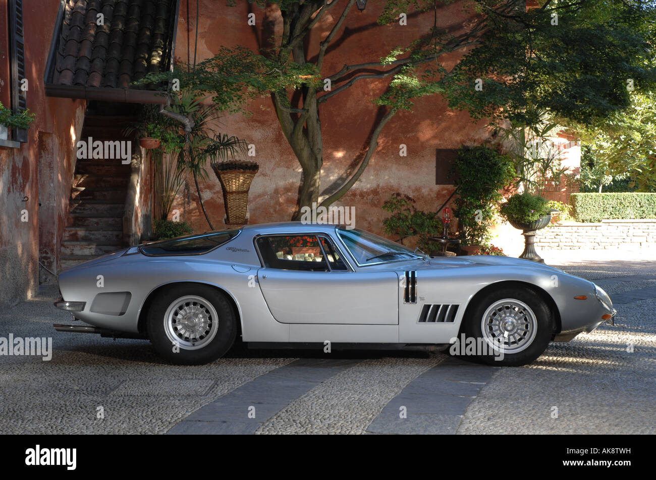 1966 Bizzarrini 5300 GT Strada Stock Photo - Alamy