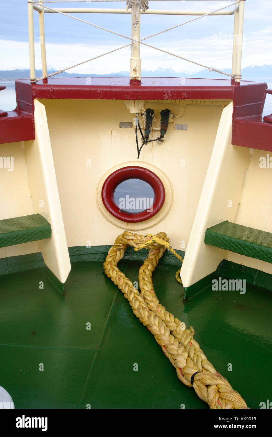 Bow rope on deck of icebreaker antarctic ship Stock Photo - Alamy