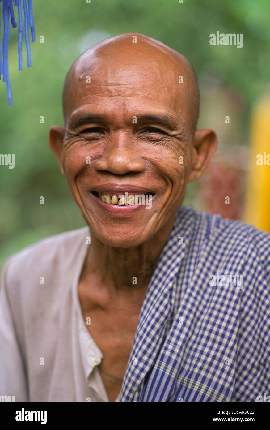 Friendly Khmer man with Cambodian krama on shoulder Stock Photo - Alamy