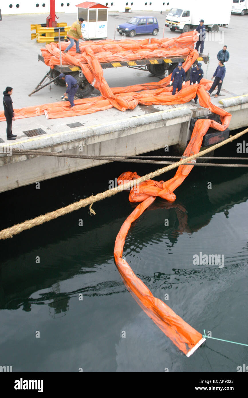 Oil pollution prevention hi-res stock photography and images - Alamy