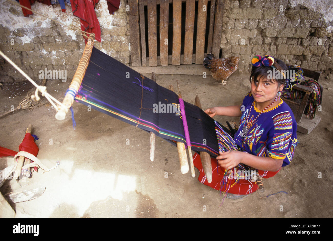 Mayan artisan craft hi-res stock photography and images - Alamy