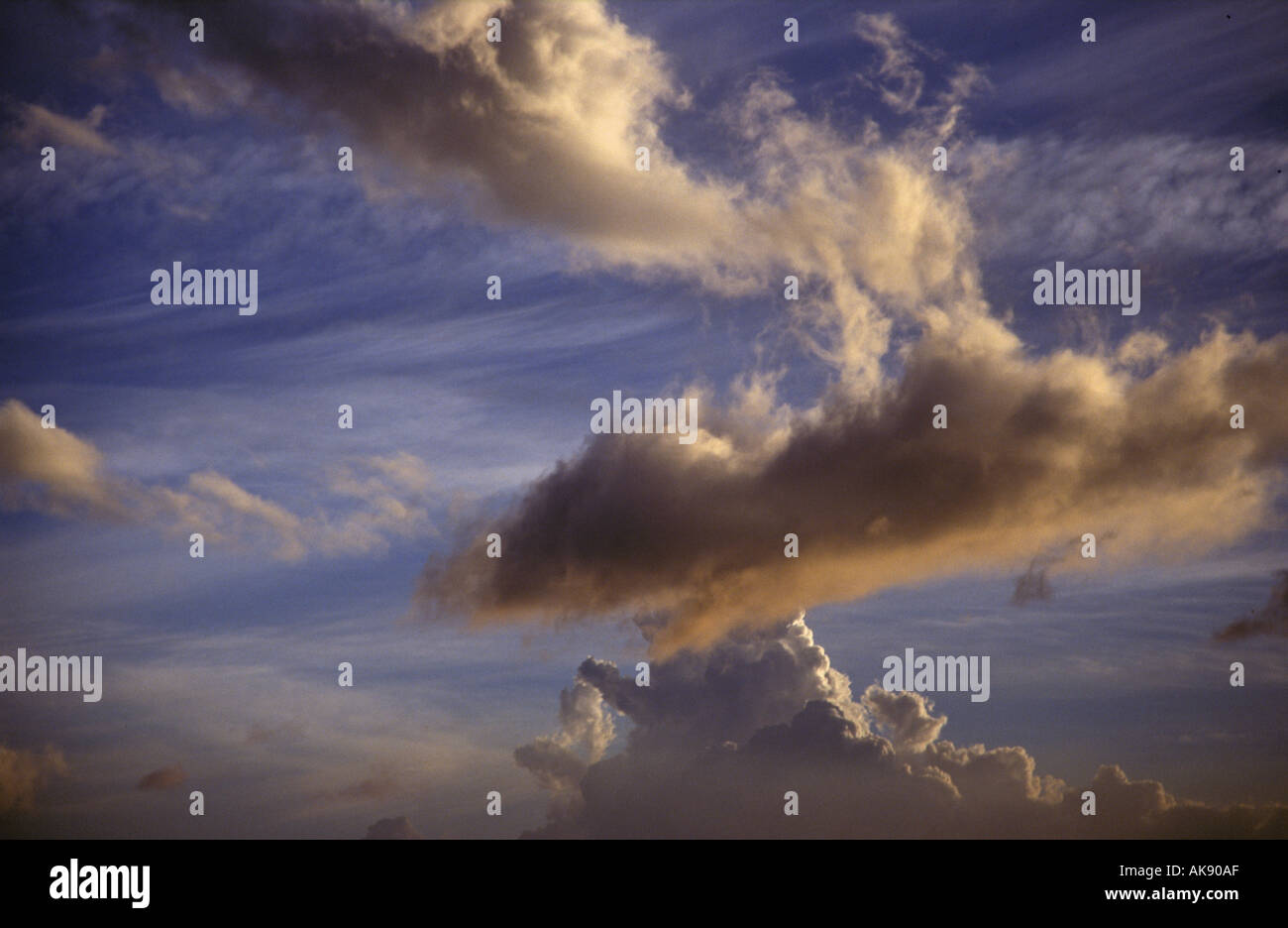 Spectacular cloud formations Stock Photo - Alamy