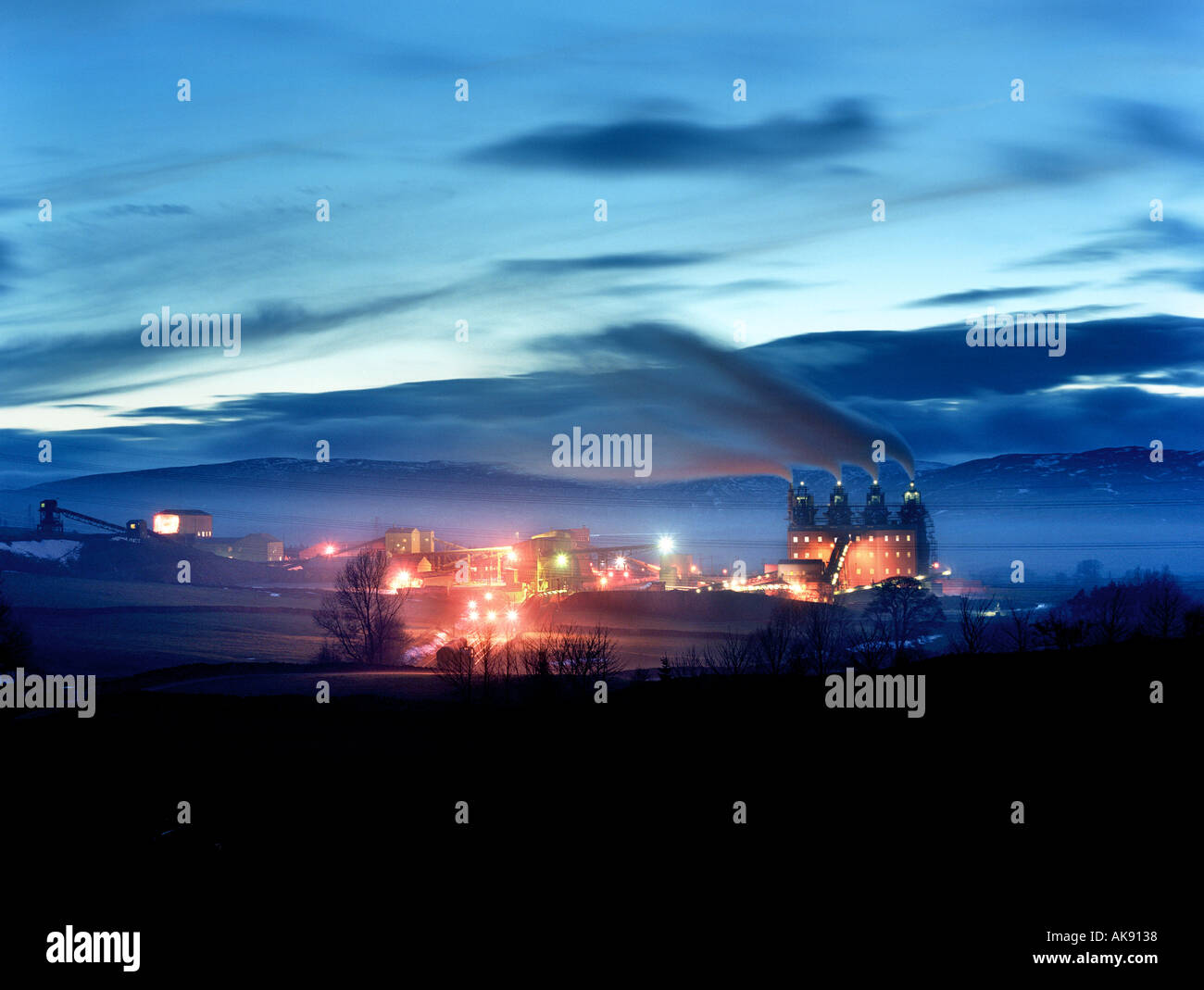 factory, night, cumbria,pollution,smoke,chimney, england, uk Stock ...