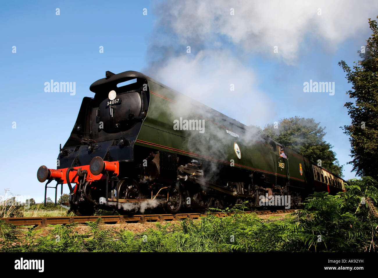 34057 The Biggin Hill Battle of Britain class steam enging in operation ...