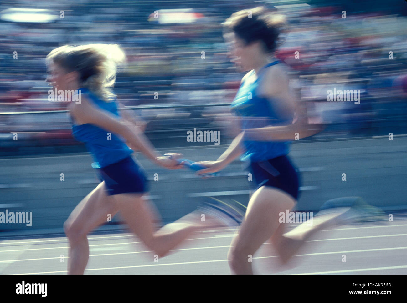 Relay race girls hi-res stock photography and images - Alamy