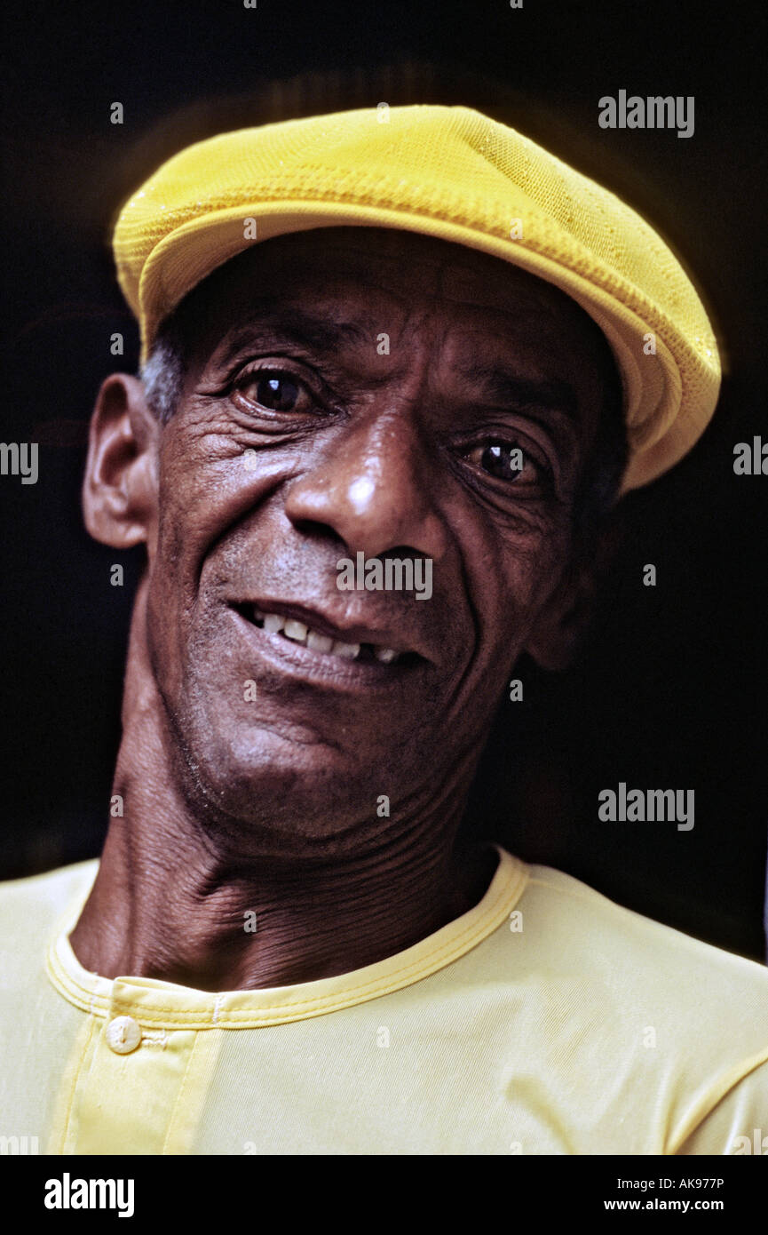 Conga player hi-res stock photography and images - Alamy