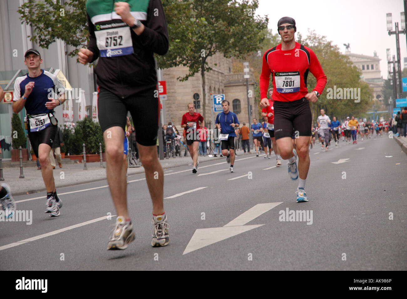 Marathonl hi-res stock photography and images - Alamy