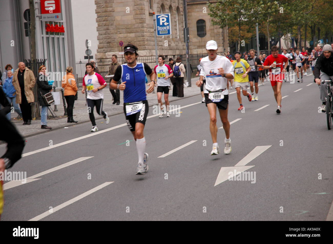 Marathonl hi-res stock photography and images - Alamy