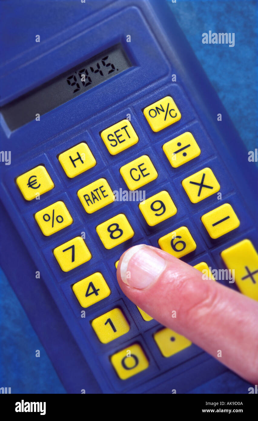 Hand calculator hi-res stock photography and images - Alamy