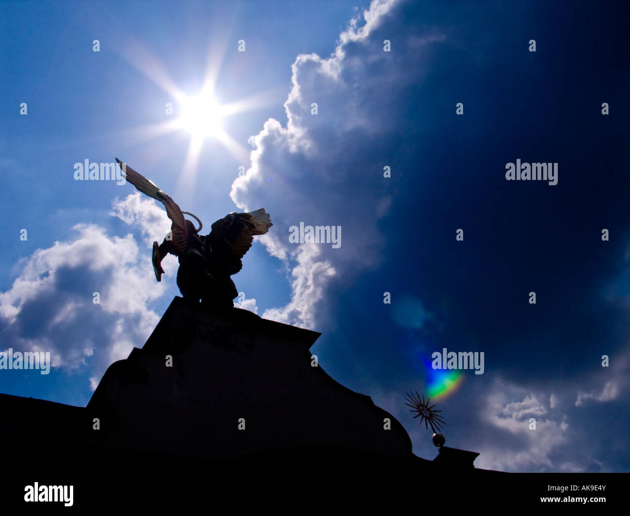 Gabriel archangel sculpture hi-res stock photography and images - Alamy