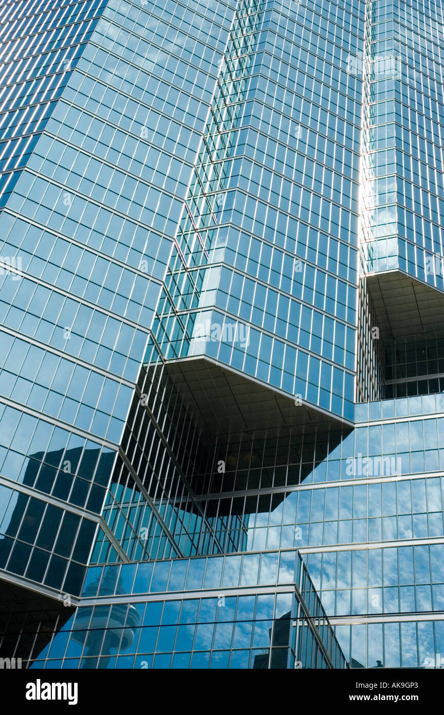 Modern glass office building Stock Photo - Alamy
