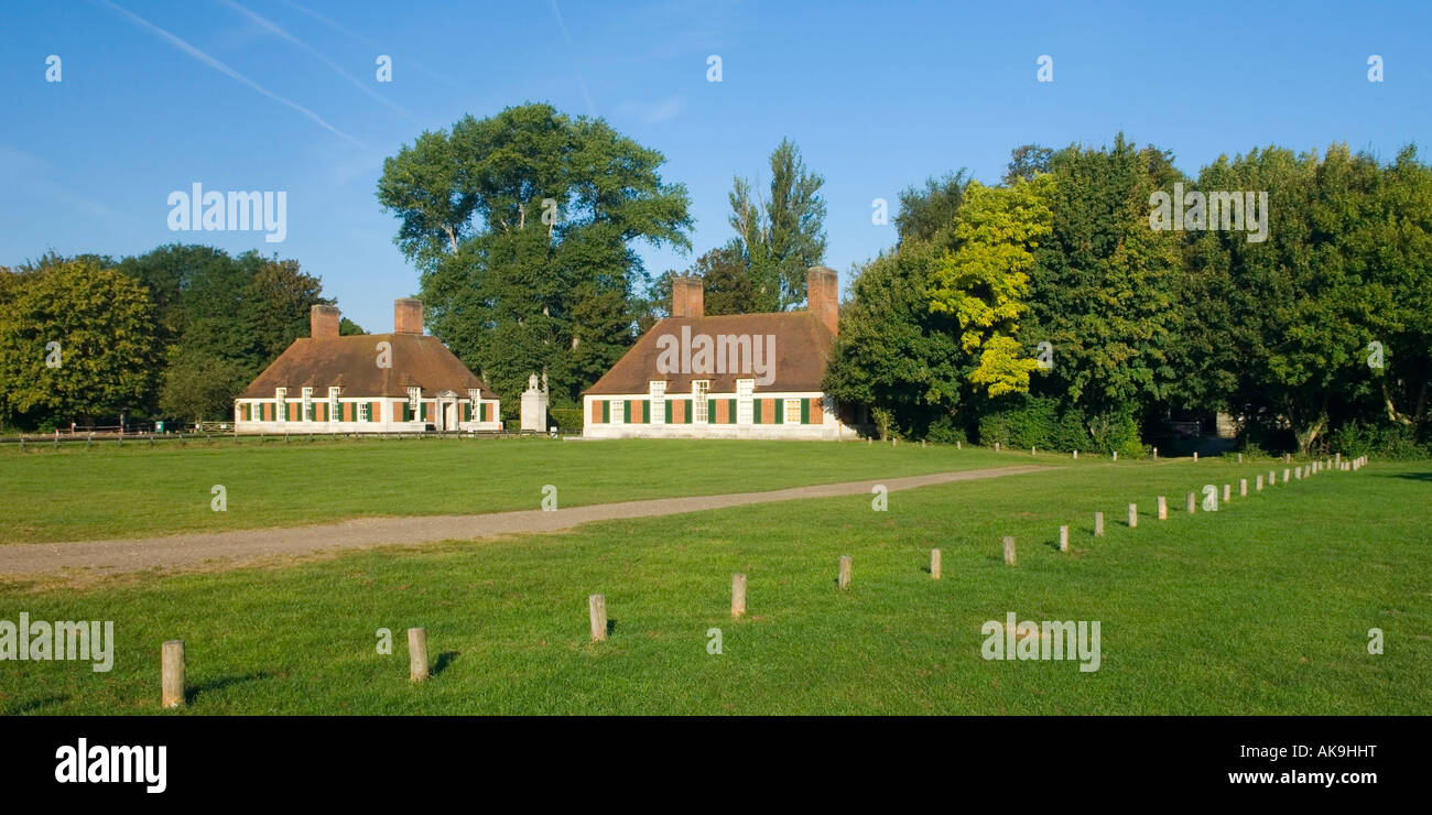 Runnymede berkshire hi-res stock photography and images - Alamy