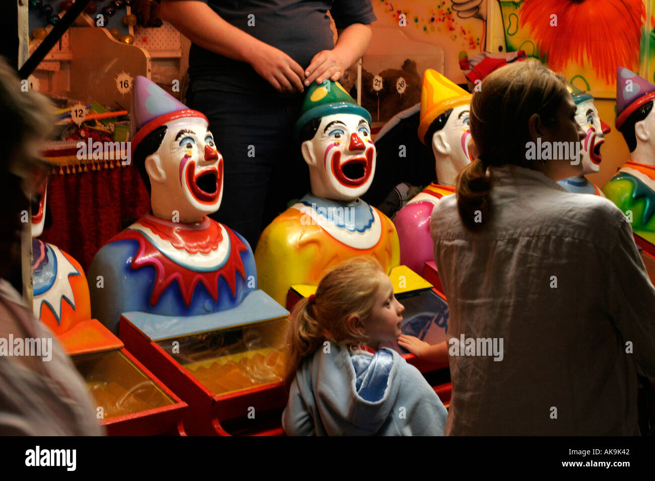 Clowns at fairground hi-res stock photography and images - Alamy