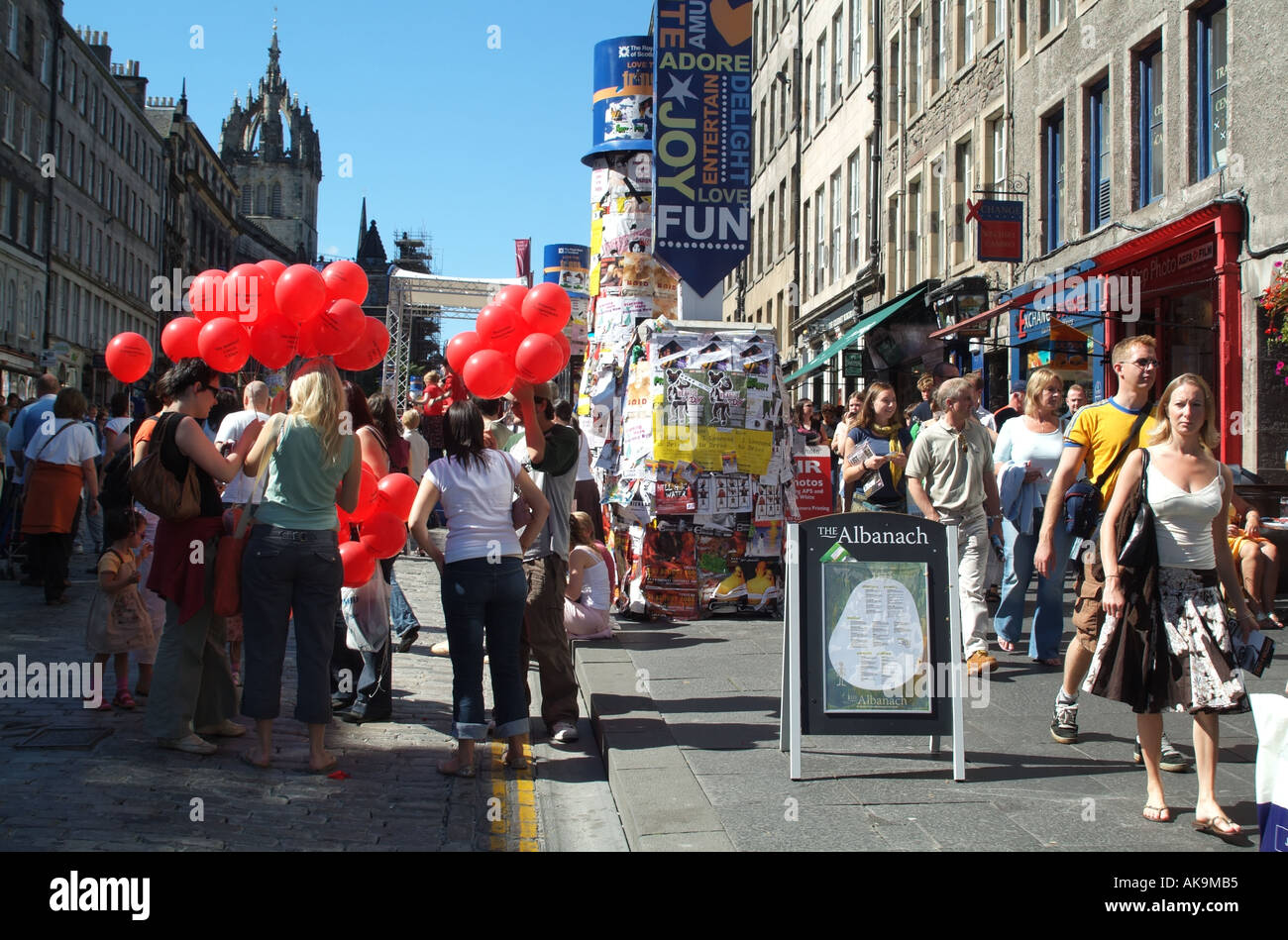 Balloons actress High Resolution Stock Photography and Images - Alamy