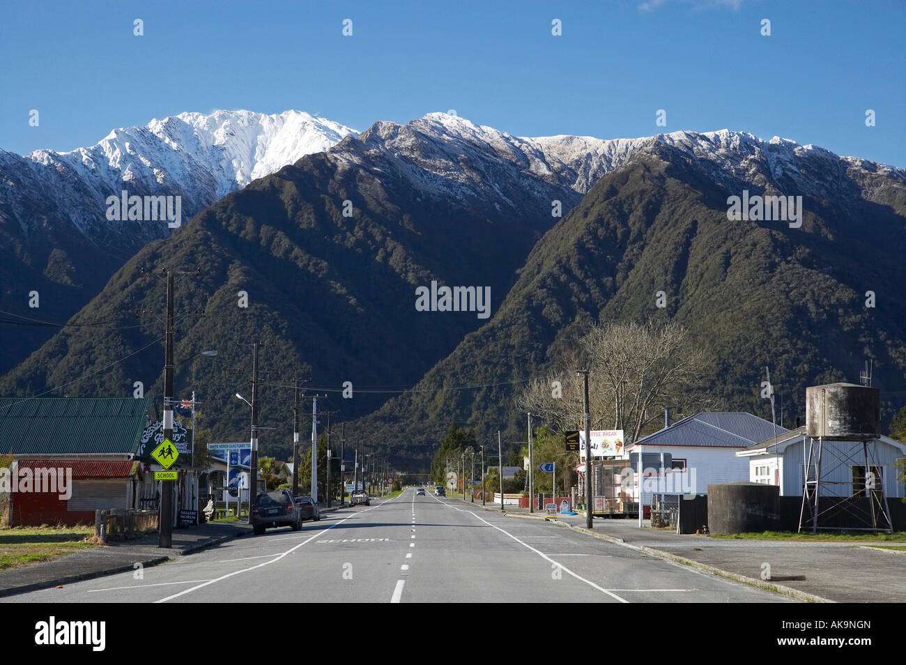 Main Road Whataroa and Southern Alps West Coast South Island New ...