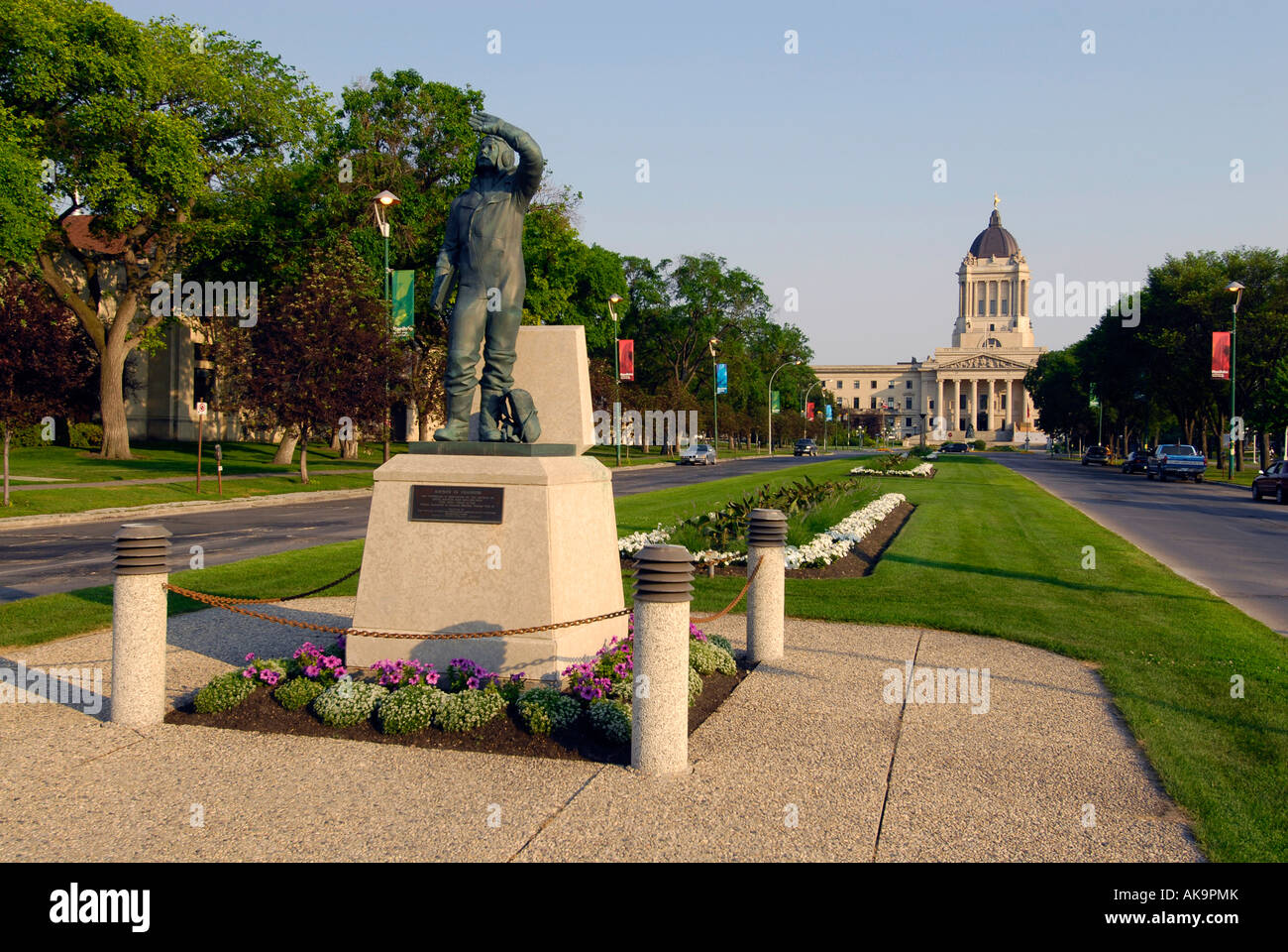 Statue of Airman in Training dedicated to World War II Airmen near ...
