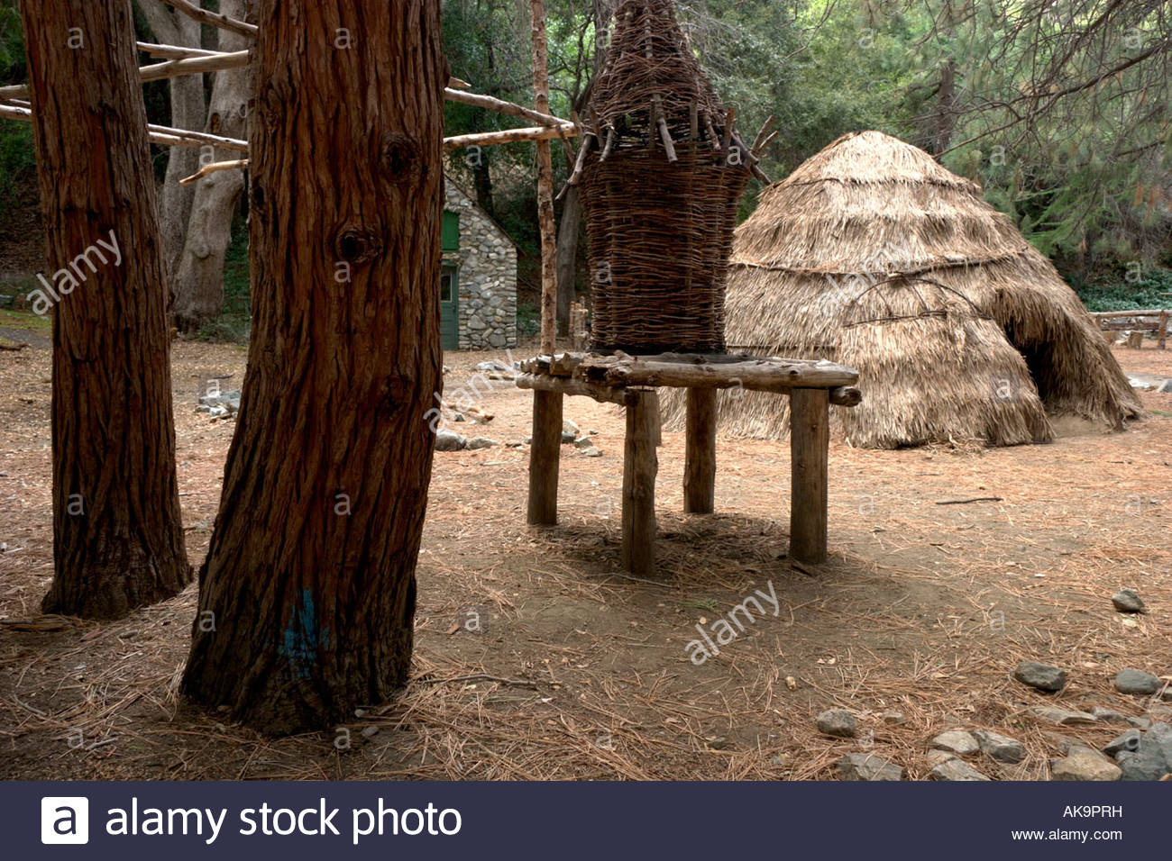 Native American Huts High Resolution Stock Photography and Images - Alamy
