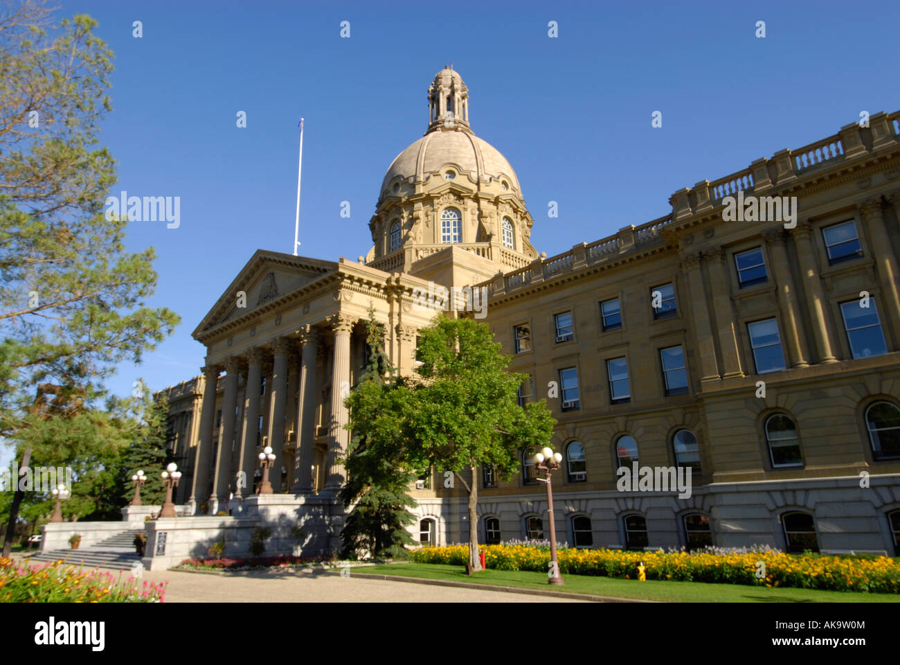 Edmonton alberta provincial capital hi-res stock photography and images ...