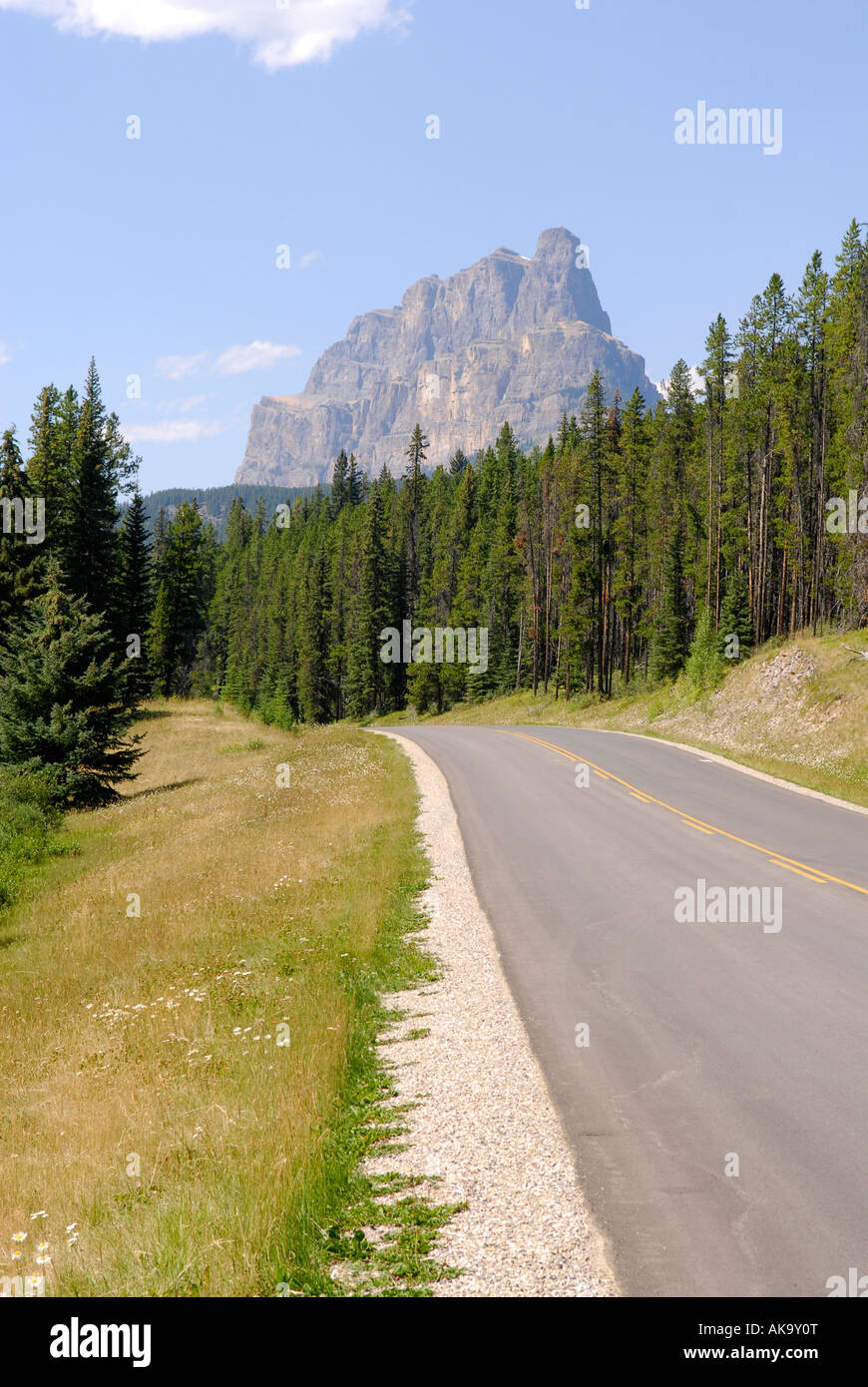 Castle Cliffs Mountains Banff Alberta Canada Canadian Rockies Canadian ...