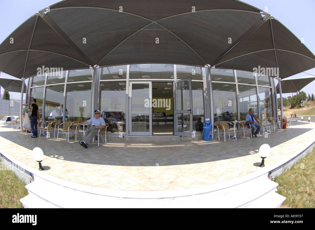 Motorway cafe hi-res stock photography and images - Alamy