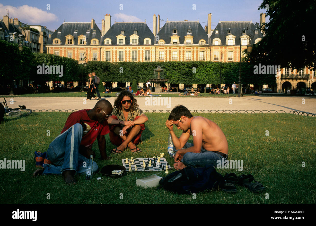 Paris france chess players hi-res stock photography and images - Alamy