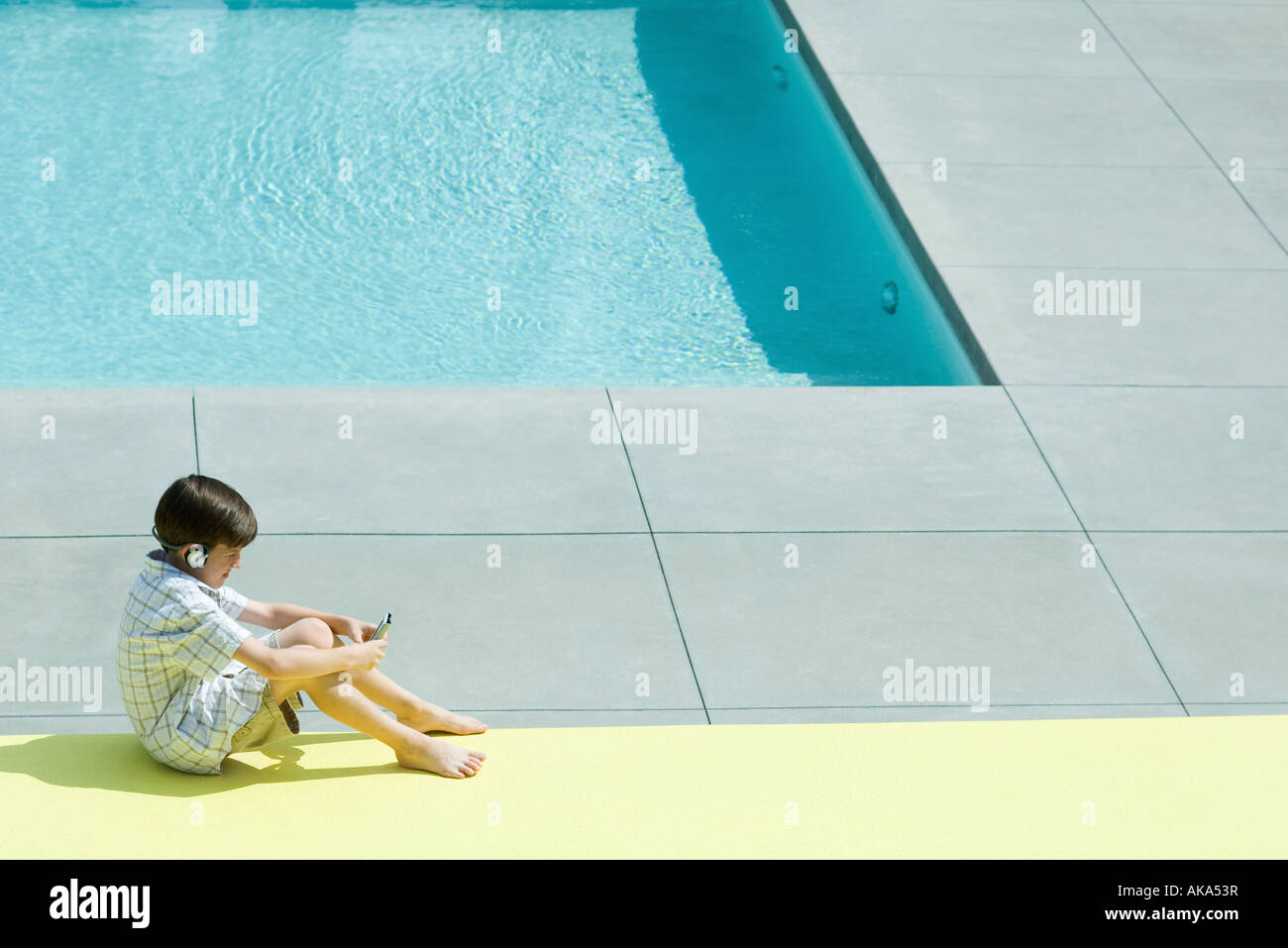 Above ground pools hi-res stock photography and images - Alamy