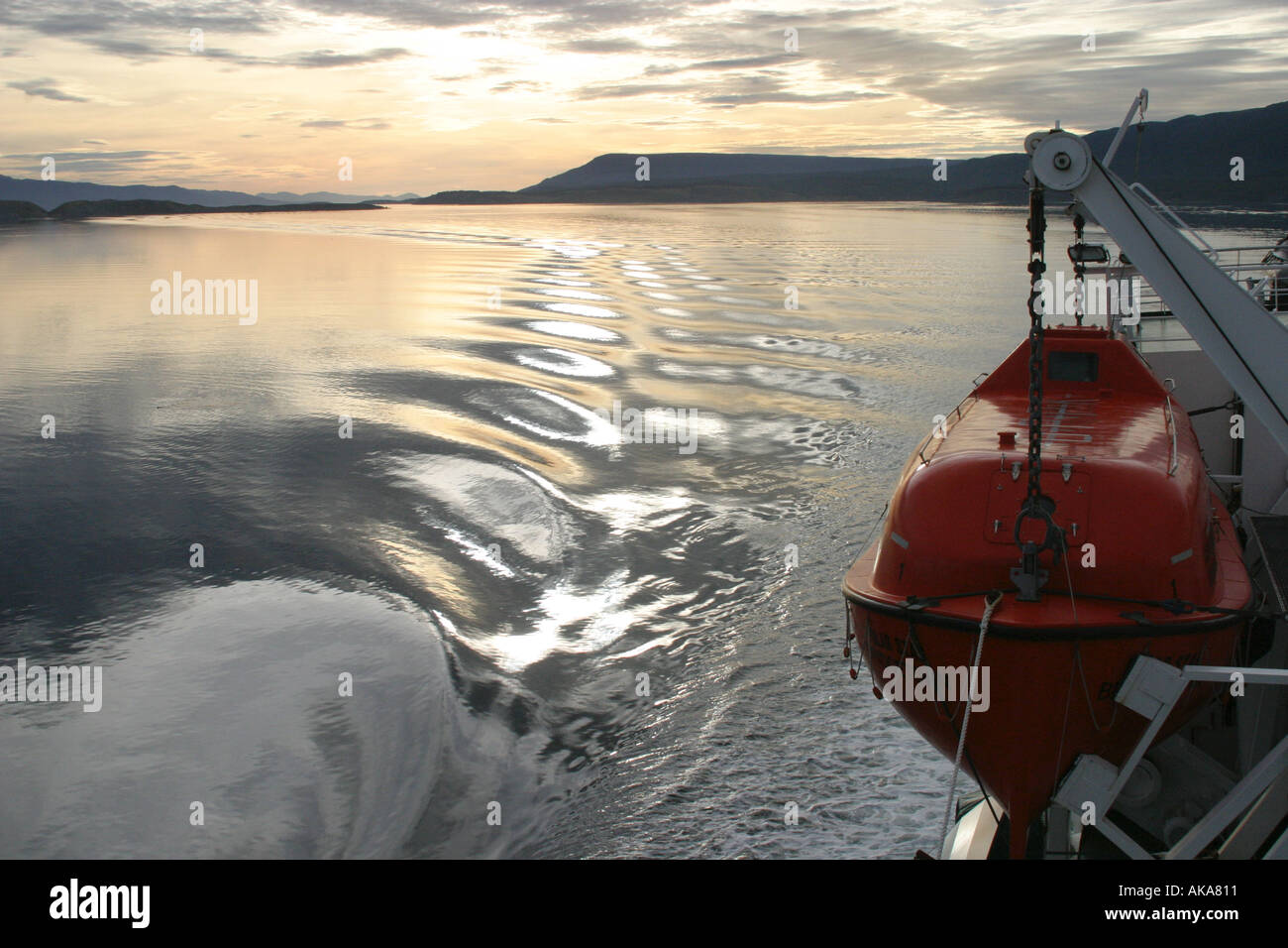 Looking aft hi-res stock photography and images - Alamy