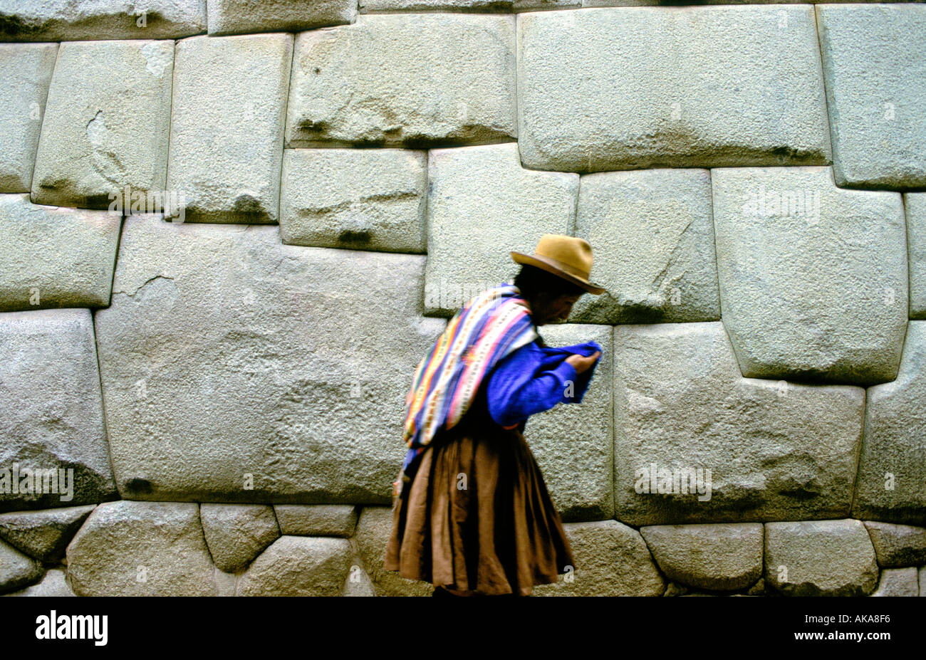 Hatunrumiyoc street with 12 angles stone. Cuzco. Peru Stock Photo - Alamy