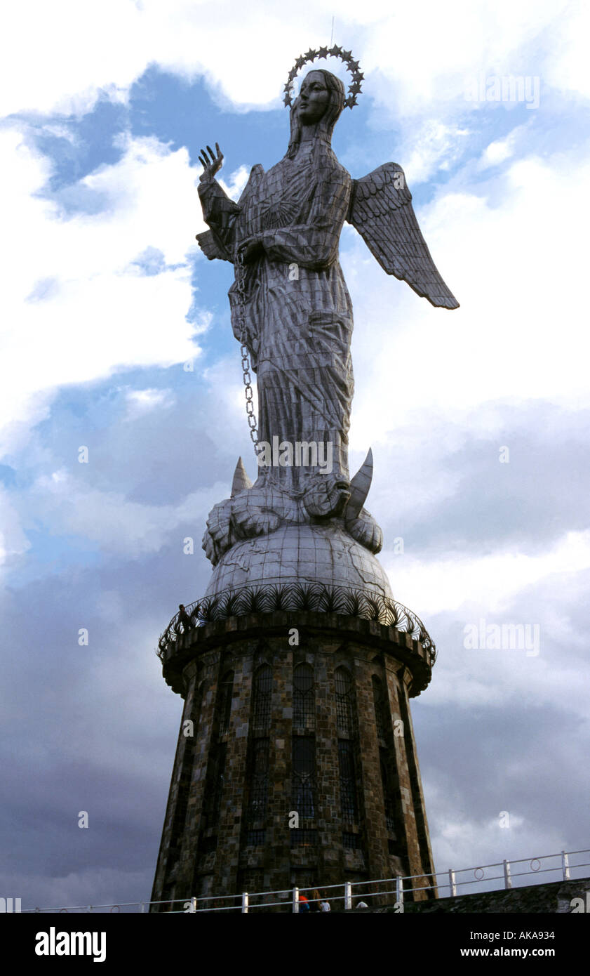 Virgin of Quito monument.Panecillo hill.Quito.Ecuador Stock Photo - Alamy