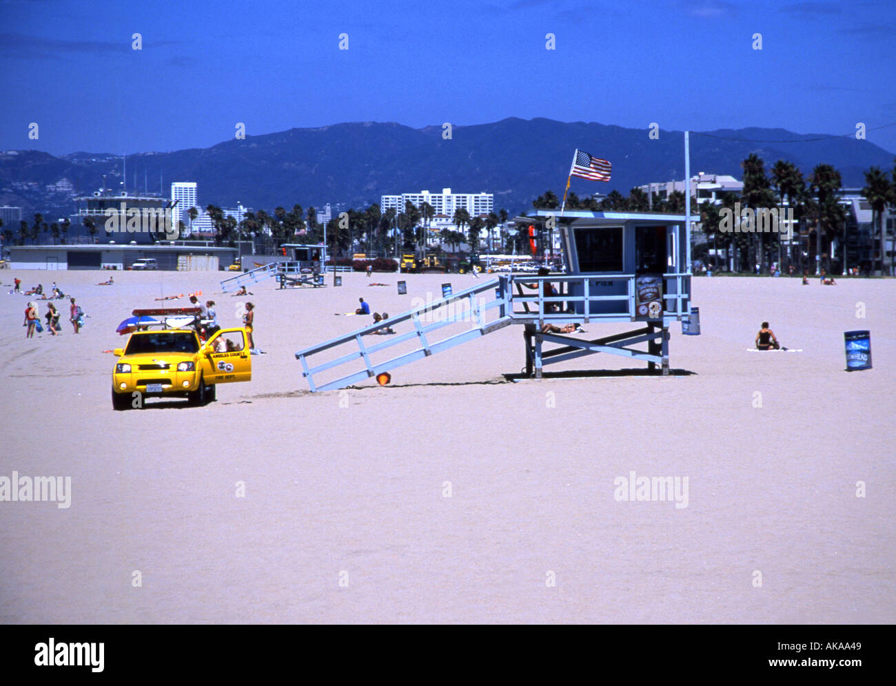 Lifeguard station on Venice Beach Los Angeles Stock Photo - Alamy