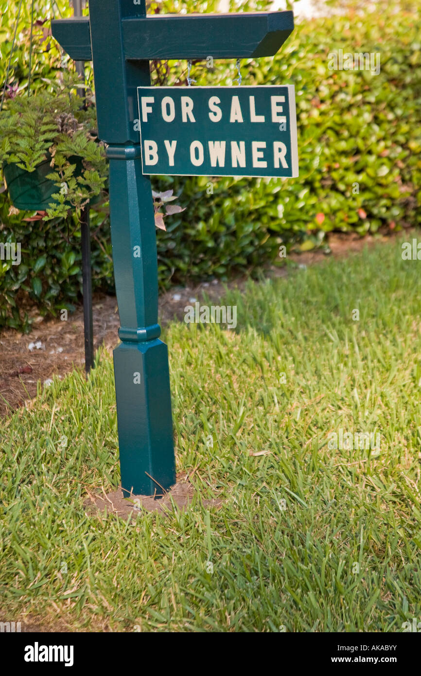 Fsbo green sign hi-res stock photography and images - Alamy