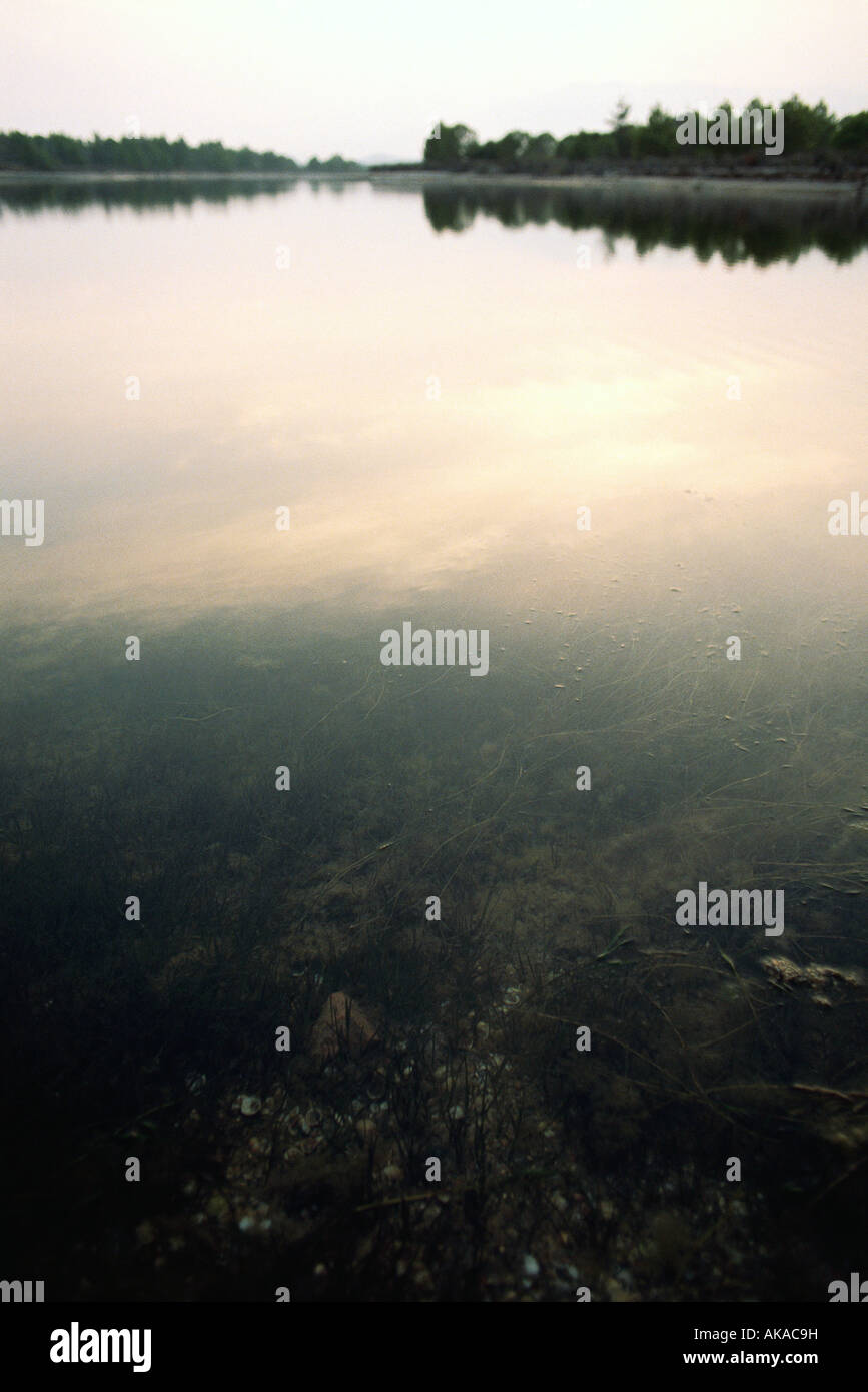 Reflective waterscapes hi-res stock photography and images - Alamy