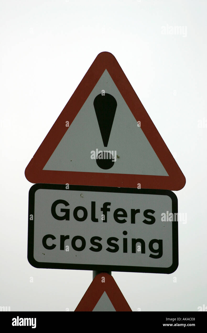 Golfers Crossing sign Stock Photo - Alamy